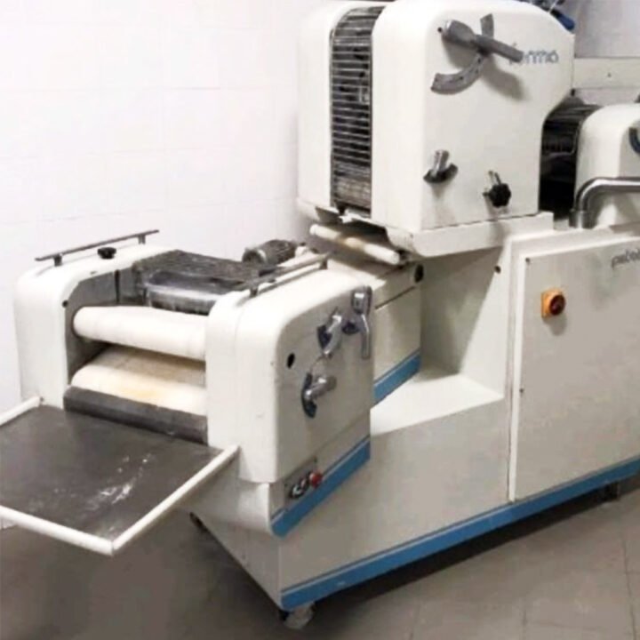 PIETROBERTO divider and moulder bread – RaadmModern